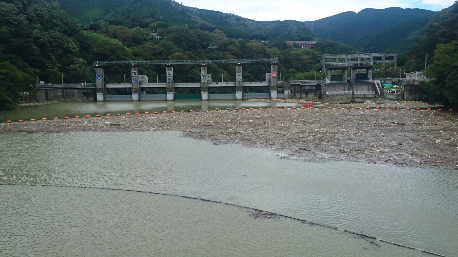 相模ダム【神奈川県相模原市】 | ダムくらぶ